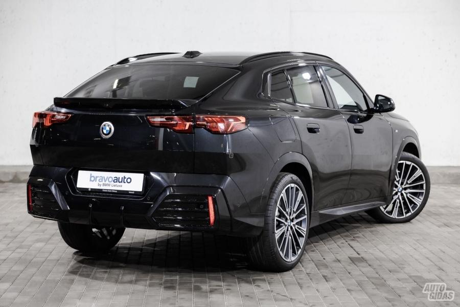 Black BMW X2 2024 in Vilnius, with an engine capacity of 2.00 L and mileage of 82 thousand km for 38991 €, photo 9 on AUTOMOTO.COM.LV
