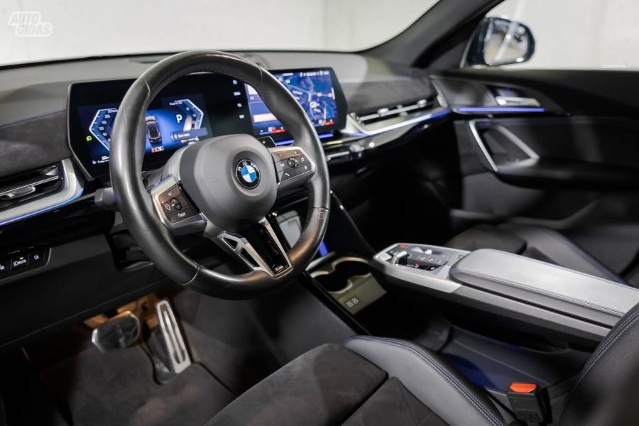 Black BMW X2 2024 in Vilnius, with an engine capacity of 2.00 L and mileage of 82 thousand km for 38991 €, photo 11 on AUTOMOTO.COM.LV