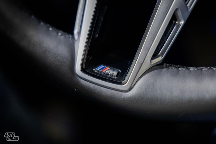 Black BMW X2 2024 in Vilnius, with an engine capacity of 2.00 L and mileage of 82 thousand km for 38991 €, photo 19 on AUTOMOTO.COM.LV