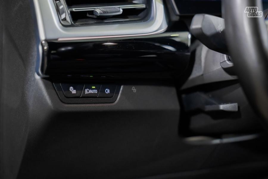 Black BMW X2 2024 in Vilnius, with an engine capacity of 2.00 L and mileage of 82 thousand km for 38991 €, photo 24 on AUTOMOTO.COM.LV