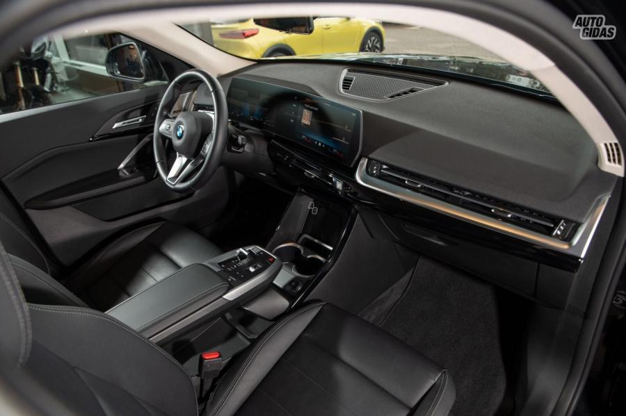 Melns BMW X2 2025 Kauņa, ar dzinēja tilpumu 2.00 L un nobraukumu 46 tūkst. km par 38771 €, foto 22 vietnē AUTOMOTO.COM.LV