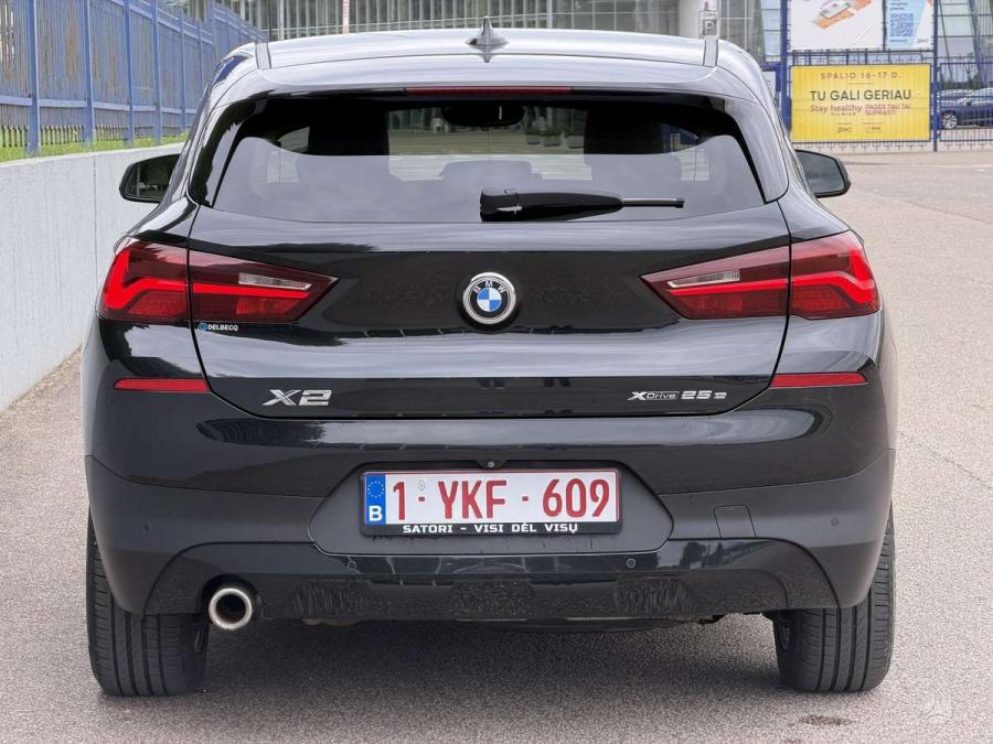 Melns BMW X2 2020 Viļņa, ar dzinēja tilpumu 1.50 L un nobraukumu 159 tūkst. km par 19000 €, foto 4 vietnē AUTOMOTO.COM.LV
