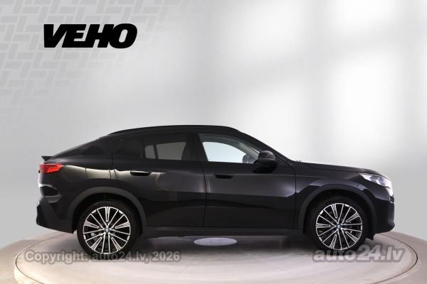 Melns BMW X2 2025 Tallina, ar dzinēja tilpumu 2.00 L un nobraukumu 55 tūkst. km par 41500 €, foto 3 vietnē AUTOMOTO.COM.LV
