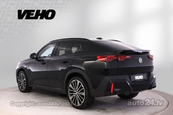 Melns BMW X2 2025 Tallina, ar dzinēja tilpumu 2.00 L un nobraukumu 55 tūkst. km par 41500 €, foto 5 vietnē AUTOMOTO.COM.LV