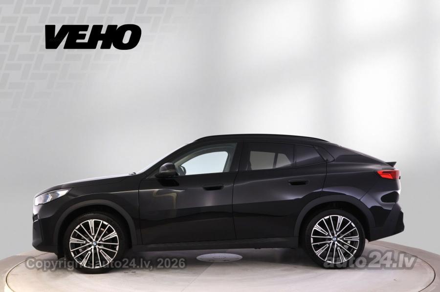 Melns BMW X2 2025 Tallina, ar dzinēja tilpumu 2.00 L un nobraukumu 55 tūkst. km par 41500 €, foto 7 vietnē AUTOMOTO.COM.LV