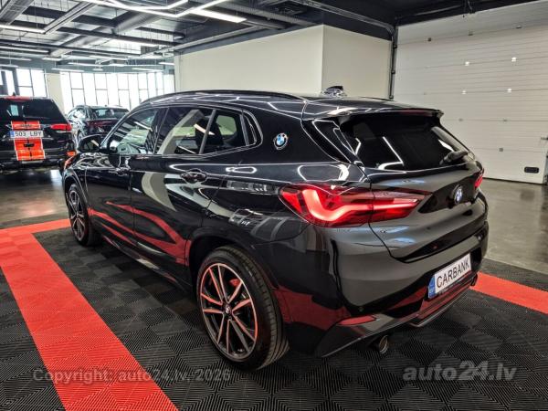 Black BMW X2 2022 in Tallinn, with an engine capacity of 2.00 L and mileage of 79 thousand km for 32990 €, photo 5 on AUTOMOTO.COM.LV