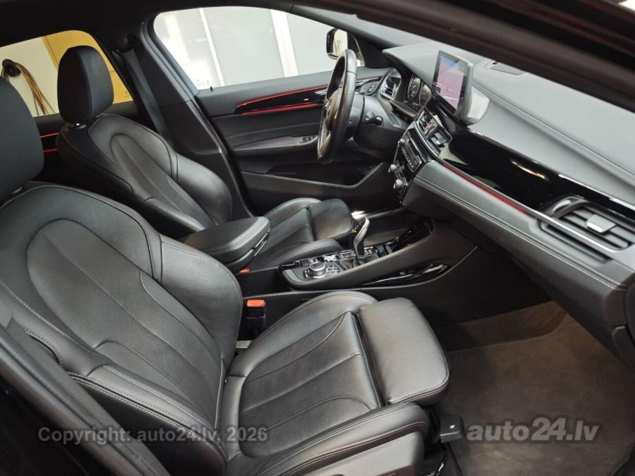 Black BMW X2 2022 in Tallinn, with an engine capacity of 2.00 L and mileage of 79 thousand km for 32990 €, photo 8 on AUTOMOTO.COM.LV