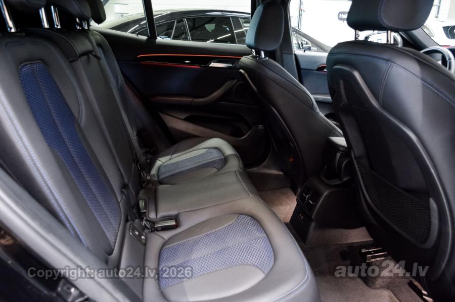 Melns BMW X2 2022 Tallina, ar dzinēja tilpumu 2.00 L un nobraukumu 103 tūkst. km par 34900 €, foto 11 vietnē AUTOMOTO.COM.LV