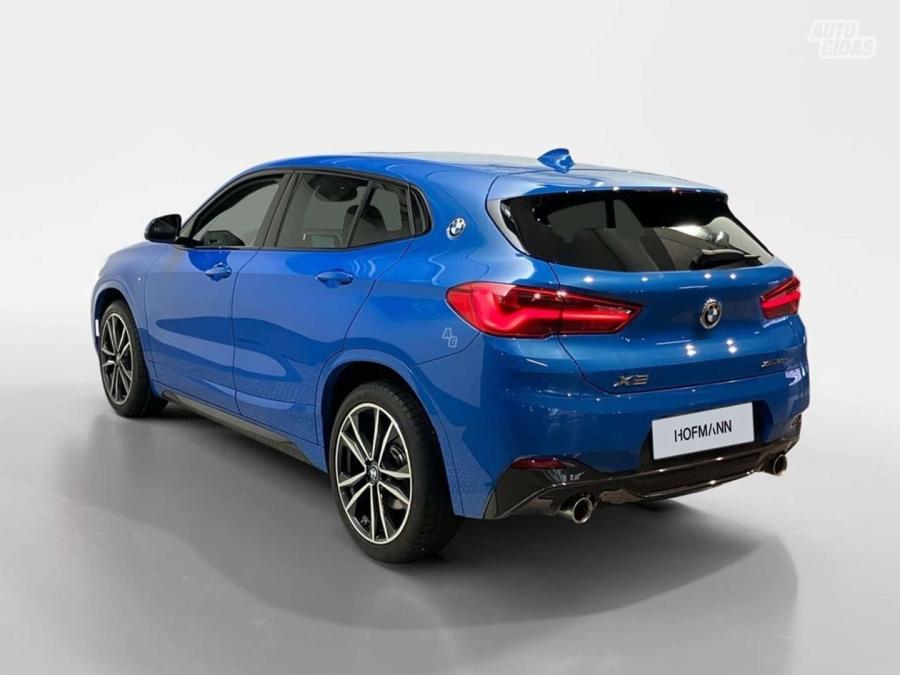 Blue BMW X2 2018 in Kaunas, with an engine capacity of 2.00 L and mileage of 73 thousand km for 27089 €, photo 5 on AUTOMOTO.COM.LV