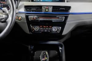 Zils BMW X2 2018 Viļņa, ar dzinēja tilpumu 2.00 L un nobraukumu 72 tūkst. km par 19499 €, foto 19 vietnē AUTOMOTO.COM.LV