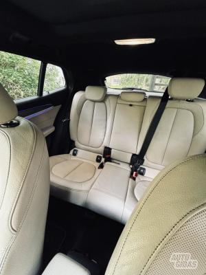 Blue BMW X2 2018 in Vilnius, with an engine capacity of 2.00 L and mileage of 96 thousand km for 22000 €, photo 21 on AUTOMOTO.COM.LV