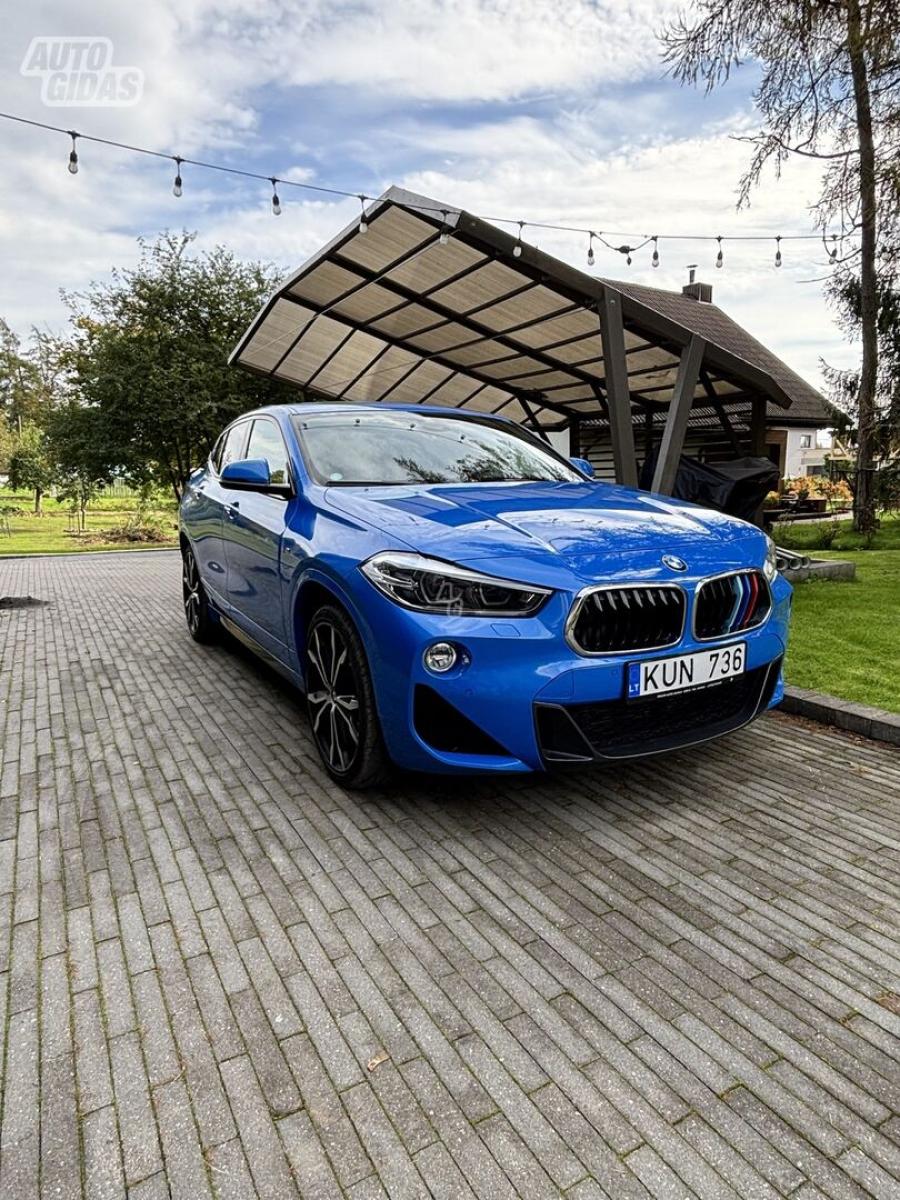 Blue BMW X2 2018 in Vilnius, with an engine capacity of 2.00 L and mileage of 96 thousand km for 22000 €, photo 7 on AUTOMOTO.COM.LV