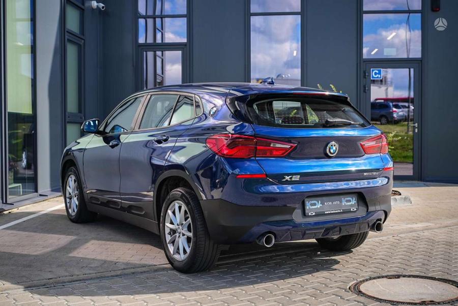 Blue BMW X2 2019 in Kaunas, with an engine capacity of 2.00 L and mileage of 128 thousand km for 14950 €, photo 7 on AUTOMOTO.COM.LV