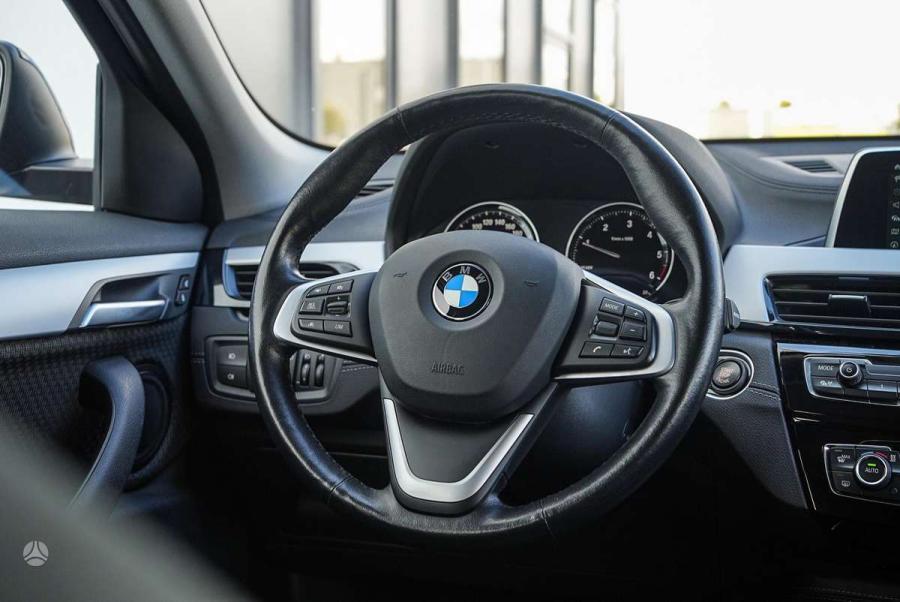 Blue BMW X2 2019 in Kaunas, with an engine capacity of 2.00 L and mileage of 128 thousand km for 14950 €, photo 15 on AUTOMOTO.COM.LV