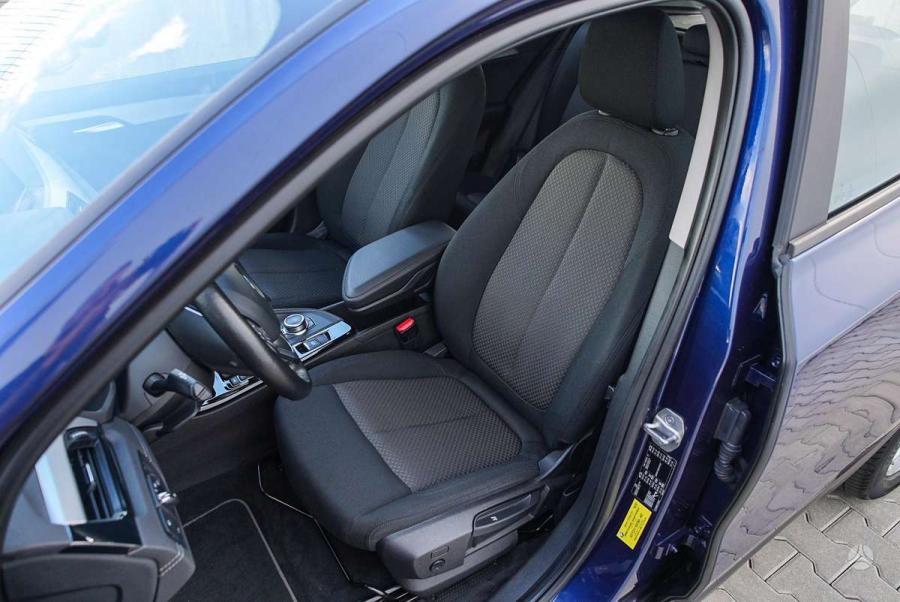 Blue BMW X2 2019 in Kaunas, with an engine capacity of 2.00 L and mileage of 128 thousand km for 14950 €, photo 25 on AUTOMOTO.COM.LV