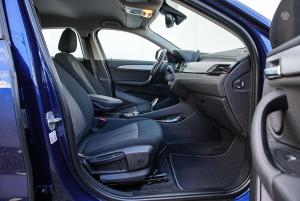 Blue BMW X2 2019 in Kaunas, with an engine capacity of 2.00 L and mileage of 128 thousand km for 14950 €, photo 34 on AUTOMOTO.COM.LV