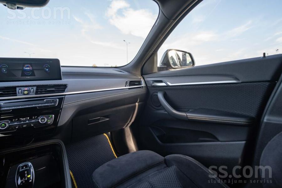 Zils BMW X2 2019 Jūrmala, ar dzinēja tilpumu 2.00 L un nobraukumu 135 tūkst. km par 20999 €, foto 24 vietnē AUTOMOTO.COM.LV