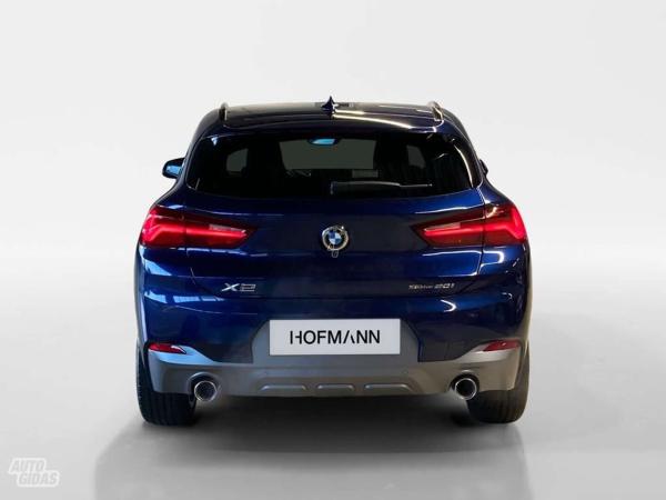 Blue BMW X2 2020 in Kaunas, with an engine capacity of 2.00 L and mileage of 44 thousand km for 30074 €, photo 6 on AUTOMOTO.COM.LV
