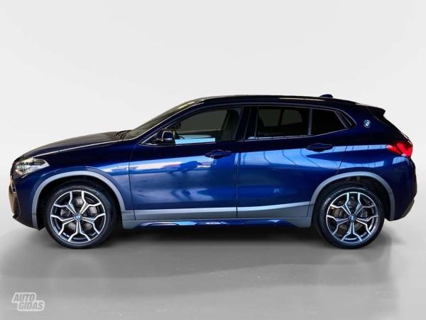 Blue BMW X2 2020 in Kaunas, with an engine capacity of 2.00 L and mileage of 44 thousand km for 30024 €, photo 4 on AUTOMOTO.COM.LV