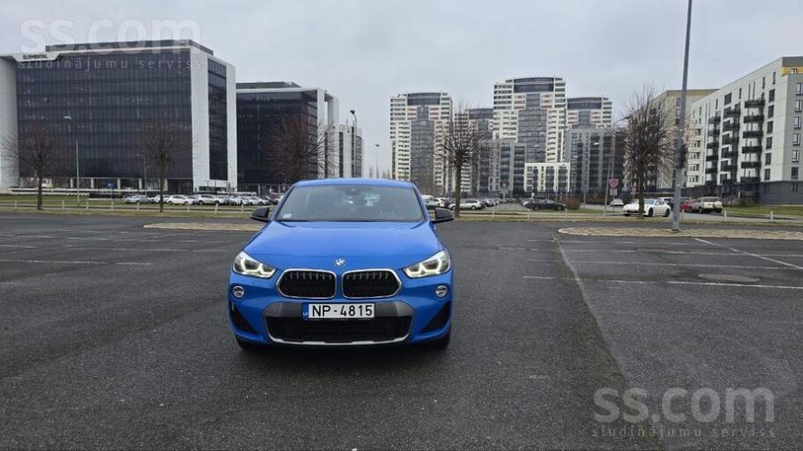 Blue BMW X2 2020 in Riga, with an engine capacity of 2.00 L and mileage of 58 thousand km for 22500 €, photo 3 on AUTOMOTO.COM.LV