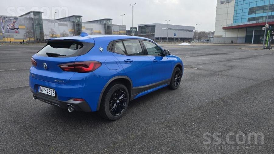 Blue BMW X2 2020 in Riga, with an engine capacity of 2.00 L and mileage of 58 thousand km for 22500 €, photo 5 on AUTOMOTO.COM.LV