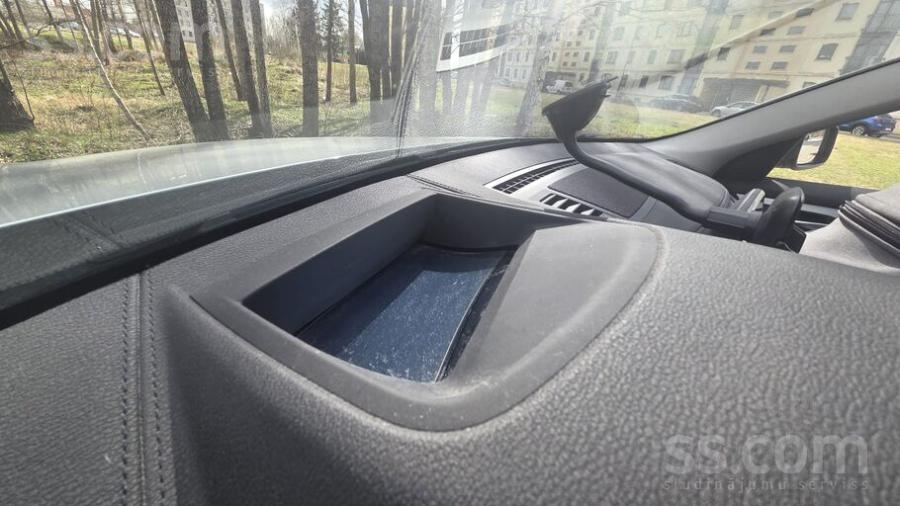 BMW X2 2018 in Riga, with an engine capacity of 2.00 L and mileage of 114 thousand km for 17300 €, photo 15 on AUTOMOTO.COM.LV