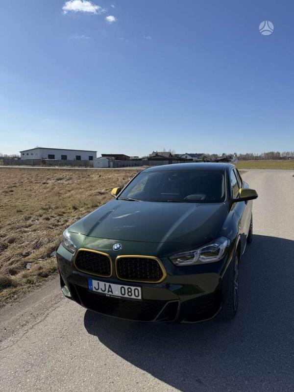 Green BMW X2 2023 in Kaunas, with an engine capacity of 1.50 L and mileage of 37 thousand km for 34999 €, photo 1 on AUTOMOTO.COM.LV
