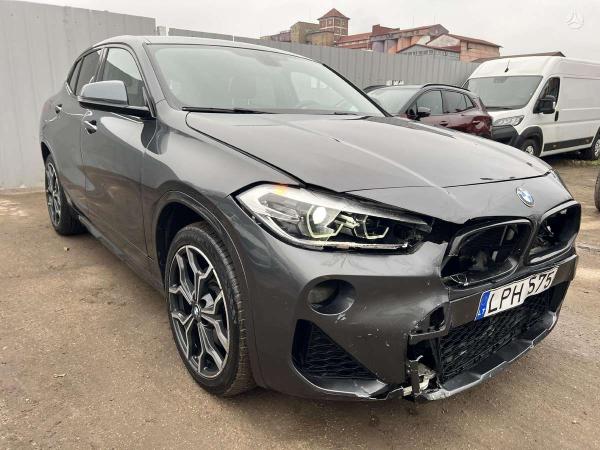 Pelēks BMW X2 2018 Kauņa, ar dzinēja tilpumu 2.00 L un nobraukumu 68 tūkst. km par 12900 €, foto 7 vietnē AUTOMOTO.COM.LV