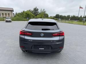 Grey BMW X2 2018 in Telschi, with an engine capacity of 1.50 L and mileage of 129 thousand km for 18500 €, photo 6 on AUTOMOTO.COM.LV