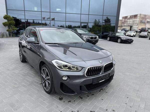 Grey BMW X2 2018 in Telschi, with an engine capacity of 1.50 L and mileage of 129 thousand km for 18500 €, photo 9 on AUTOMOTO.COM.LV
