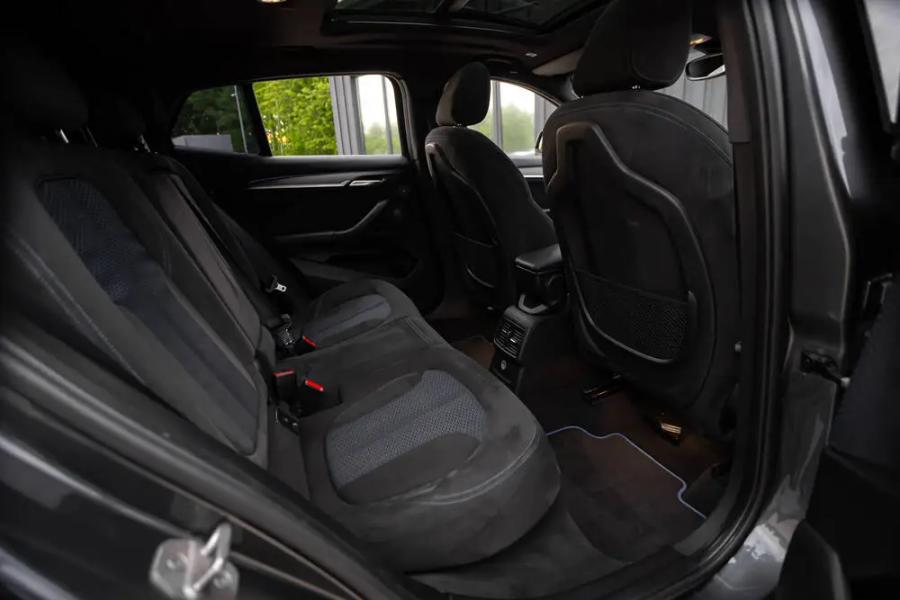Grey BMW X2 2018 in Jelgava, with an engine capacity of 2.00 L and mileage of 224 thousand km for 17500 €, photo 16 on AUTOMOTO.COM.LV