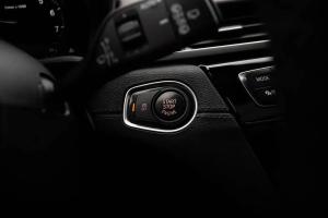 Grey BMW X2 2018 in Jelgava, with an engine capacity of 2.00 L and mileage of 224 thousand km for 17500 €, photo 27 on AUTOMOTO.COM.LV