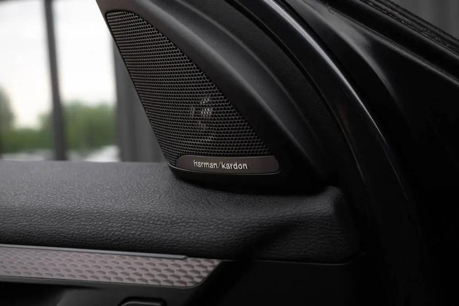Grey BMW X2 2018 in Jelgava, with an engine capacity of 2.00 L and mileage of 224 thousand km for 17500 €, photo 29 on AUTOMOTO.COM.LV