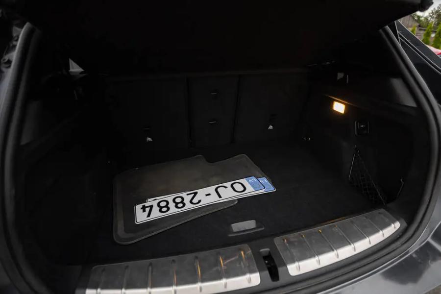 Grey BMW X2 2018 in Jelgava, with an engine capacity of 2.00 L and mileage of 224 thousand km for 17500 €, photo 32 on AUTOMOTO.COM.LV