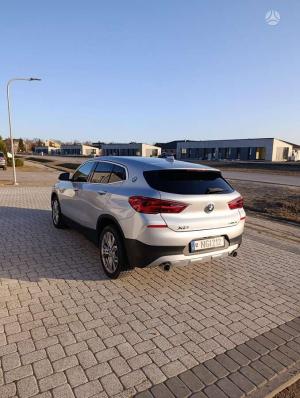 Grey BMW X2 2018 in Siauliai, with an engine capacity of 2.00 L and mileage of 144 thousand km for 15200 €, photo 5 on AUTOMOTO.COM.LV