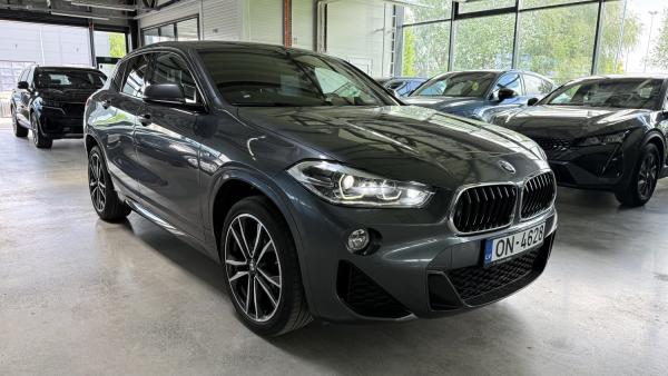 Grey BMW X2 2018 in Riga, with an engine capacity of 2.00 L and mileage of 111 thousand km for 1790000 €, photo 5 on AUTOMOTO.COM.LV