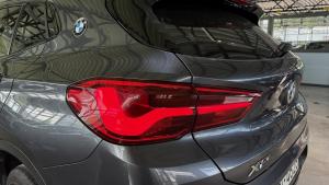 Grey BMW X2 2018 in Riga, with an engine capacity of 2.00 L and mileage of 111 thousand km for 1790000 €, photo 9 on AUTOMOTO.COM.LV