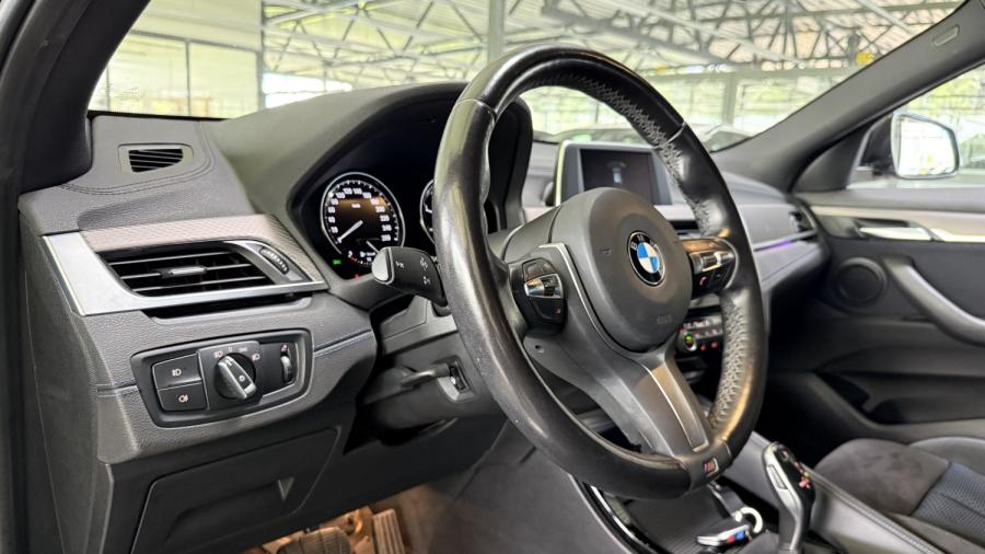 Grey BMW X2 2018 in Riga, with an engine capacity of 2.00 L and mileage of 111 thousand km for 1790000 €, photo 18 on AUTOMOTO.COM.LV