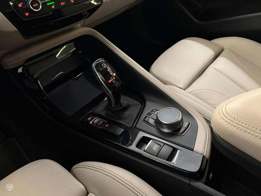 Pelēks BMW X2 2018 Marijampole, ar dzinēja tilpumu 1.50 L un nobraukumu 120 tūkst. km par 15500 €, foto 17 vietnē AUTOMOTO.COM.LV