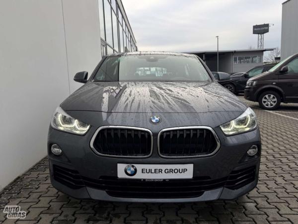 Grey BMW X2 2019 in Kaunas, with an engine capacity of 2.00 L and mileage of 54 thousand km for 25489 €, photo 2 on AUTOMOTO.COM.LV