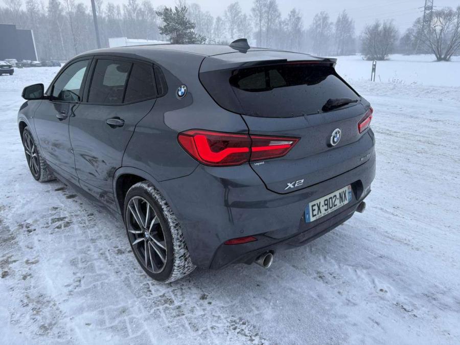 Grey BMW X2 2019 in Kaunas, with an engine capacity of 2.00 L and mileage of 200 thousand km for 16300 €, photo 3 on AUTOMOTO.COM.LV