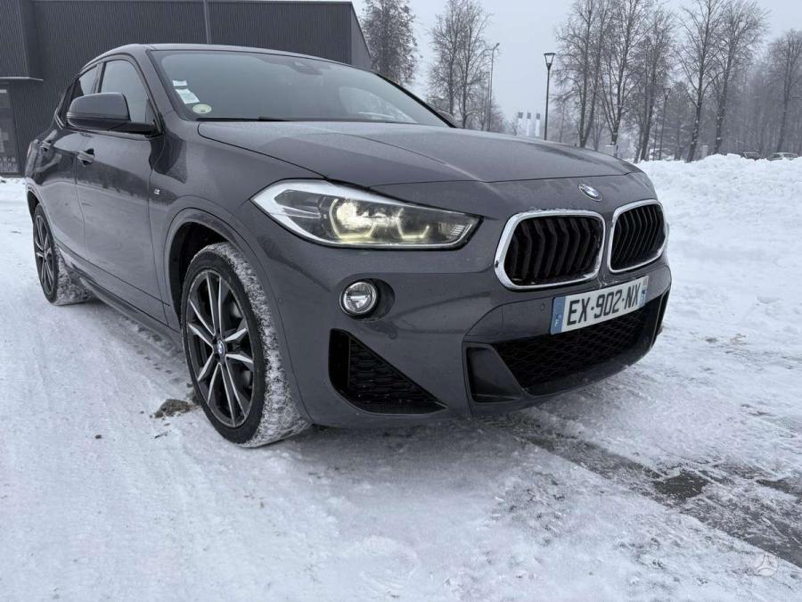 Grey BMW X2 2019 in Kaunas, with an engine capacity of 2.00 L and mileage of 200 thousand km for 16300 €, photo 7 on AUTOMOTO.COM.LV