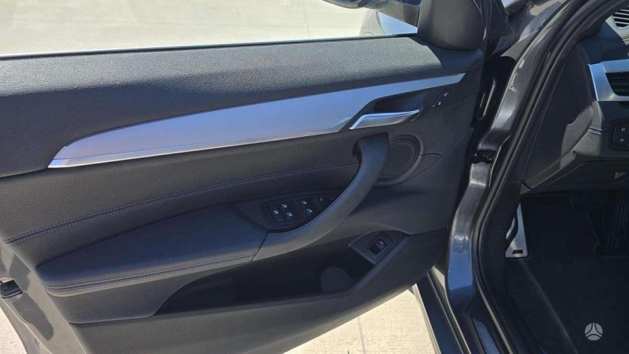 Серый БМВ X2 2019 в Вильнюс, объемом двигателя 2.00 л и пробегом 202 тыс. км за 16300 €, фото 13 на AUTOMOTO.COM.LV