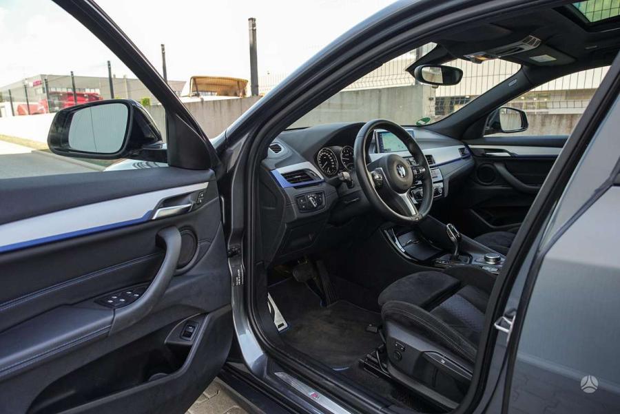 Pelēks BMW X2 2019 Kauņa, ar dzinēja tilpumu 2.00 L un nobraukumu 136 tūkst. km par 19950 €, foto 23 vietnē AUTOMOTO.COM.LV