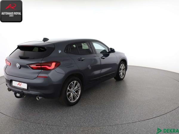 Pelēks BMW X2 2020 Kauņa, ar dzinēja tilpumu 2.00 L un nobraukumu 45 tūkst. km par 26396 €, foto 5 vietnē AUTOMOTO.COM.LV