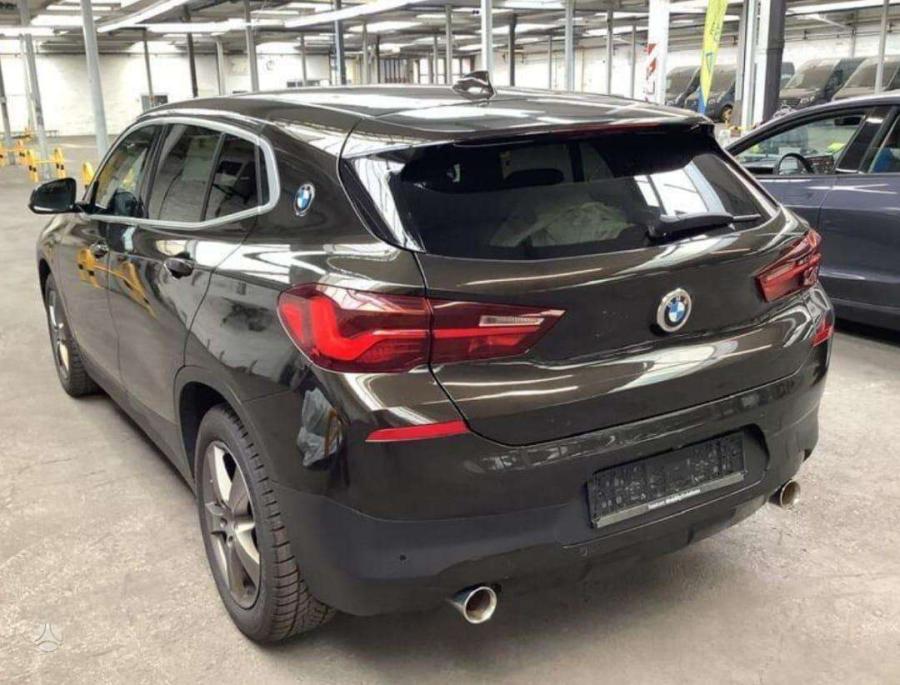 Grey BMW X2 2020 in Radviliskis, with an engine capacity of 2.00 L and mileage of 217 thousand km for 19999 €, photo 4 on AUTOMOTO.COM.LV