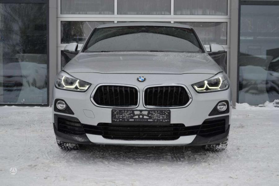 Grey BMW X2 2021 in Vilnius, with an engine capacity of 2.00 L and mileage of 68 thousand km for 17000 €, photo 3 on AUTOMOTO.COM.LV
