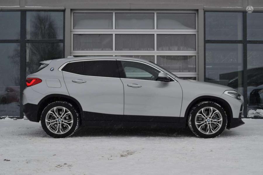 Grey BMW X2 2021 in Vilnius, with an engine capacity of 2.00 L and mileage of 68 thousand km for 17000 €, photo 6 on AUTOMOTO.COM.LV