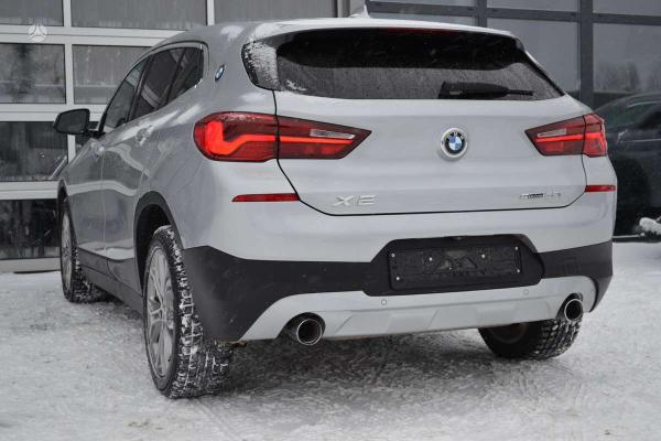 Pelēks BMW X2 2021 Viļņa, ar dzinēja tilpumu 2.00 L un nobraukumu 68 tūkst. km par 17000 €, foto 8 vietnē AUTOMOTO.COM.LV