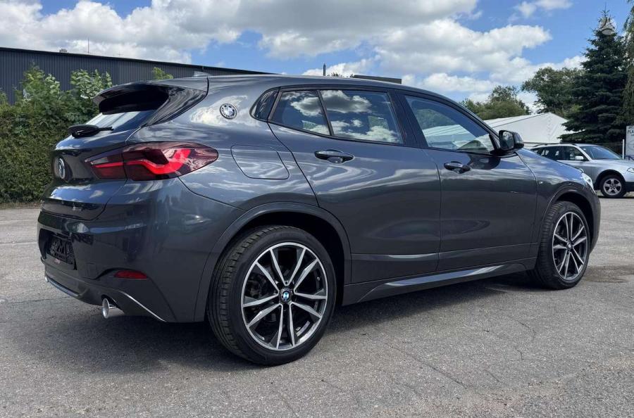 Pelēks BMW X2 2021 Panevēža, ar dzinēja tilpumu 2.00 L un nobraukumu 203 tūkst. km par 15900 €, foto 5 vietnē AUTOMOTO.COM.LV